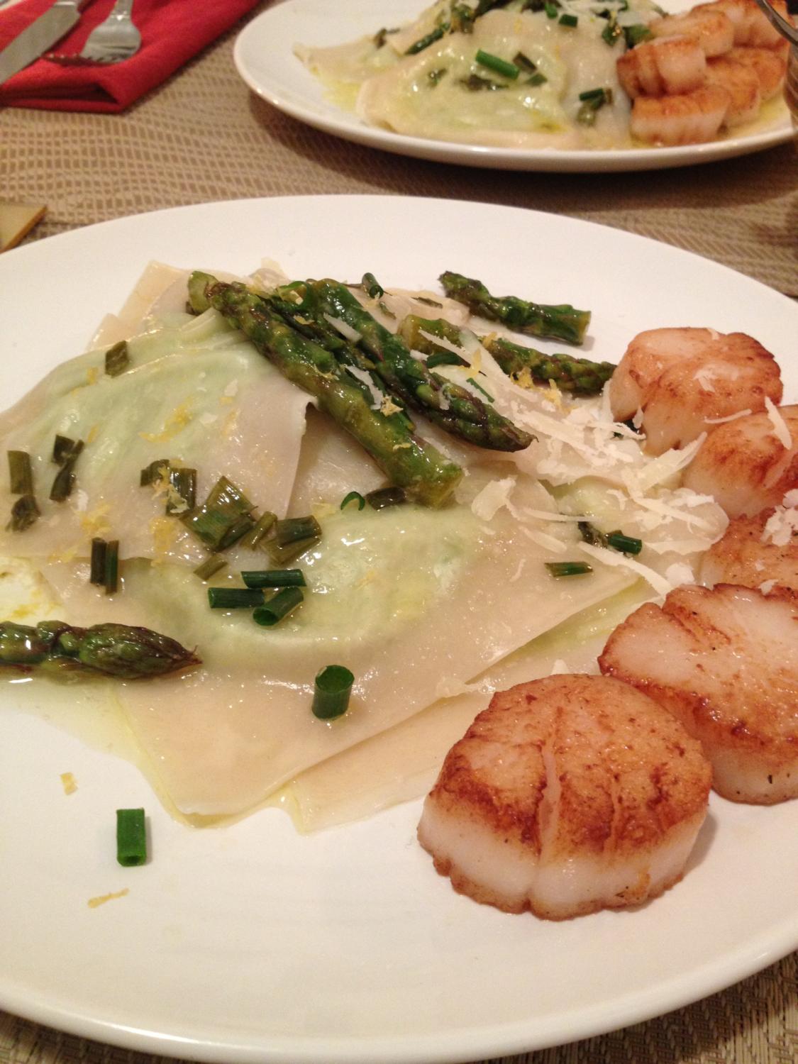 End of the Heat Wave!: Asparagus Ravioli with Seared Scallops - Mind in ...
